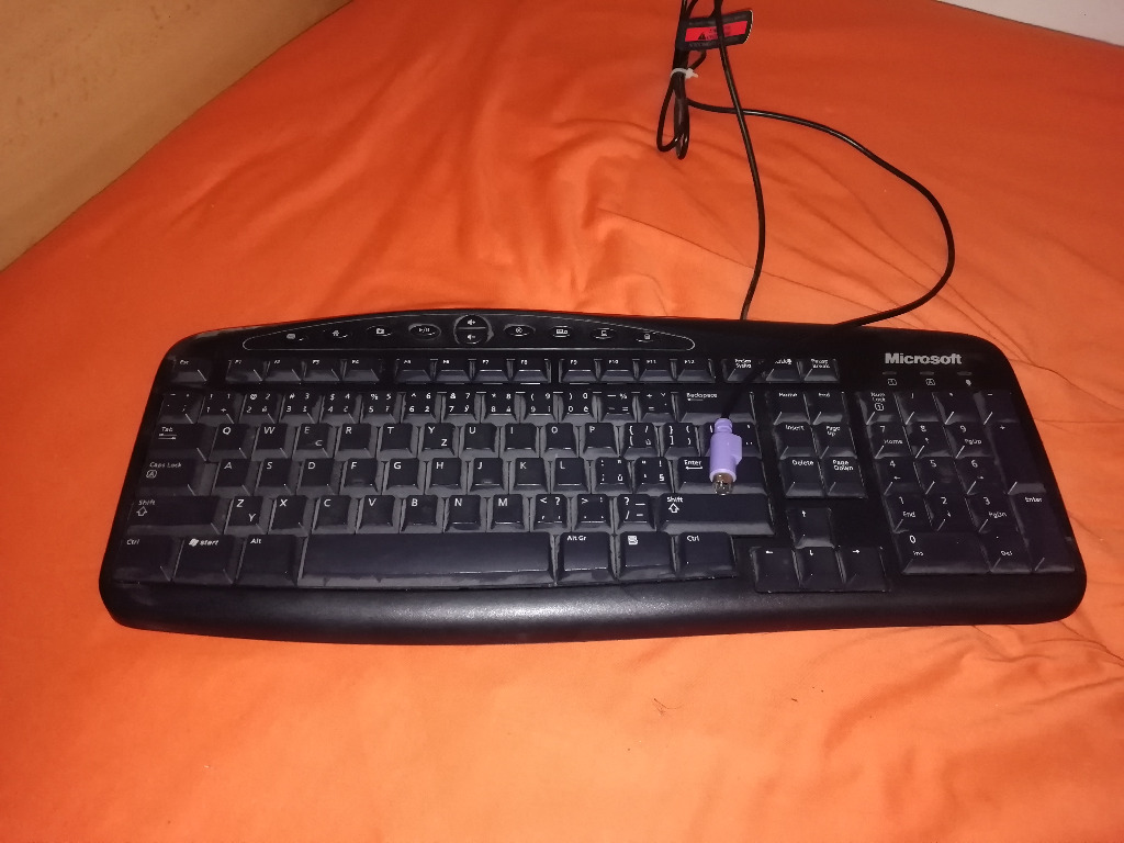 Klávesnice Microsoft RT2300
