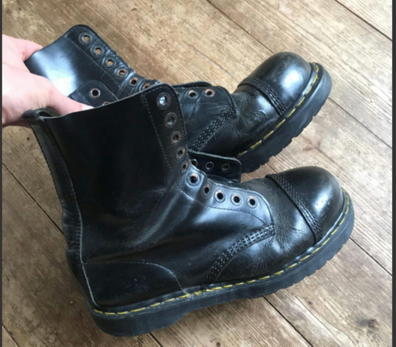 Dr Martens Air Wair Kanady s kovovou špičkou (Steel Toe) Velikost 10